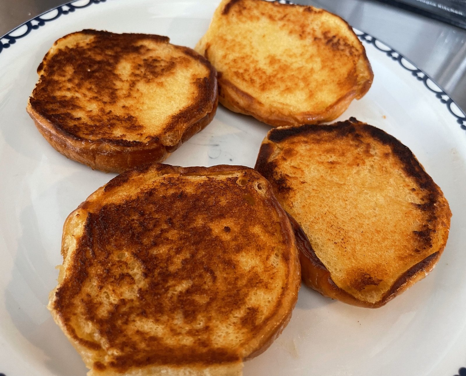 Toasted Hamburger Buns - Recipe Treasure Chest